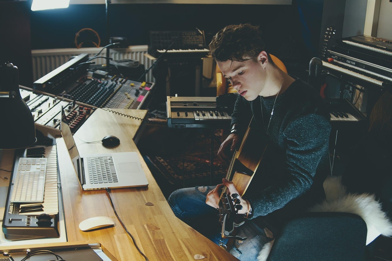 How to Connect Your Guitar to Rocksmith (Step-By-Step)